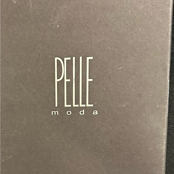 Pelle Moda | Shoes | Pelle Moda Piper Gold Metallic Napa Heelssandals ...